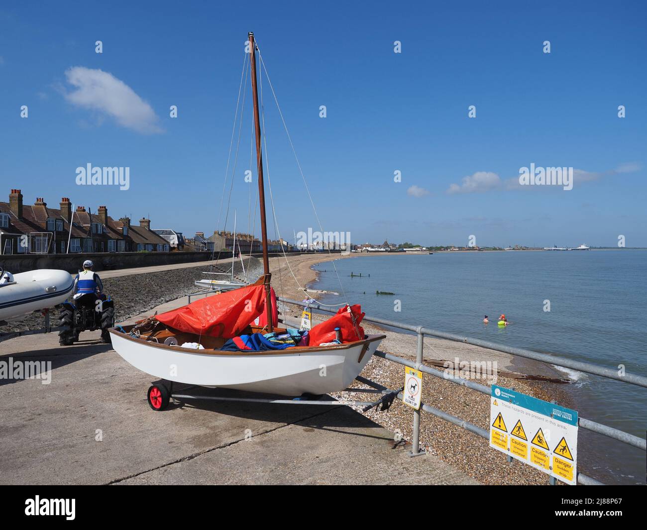 Sheerness, Kent, UK. 14th May, 2022. UK Weather: sunny & warm in ...