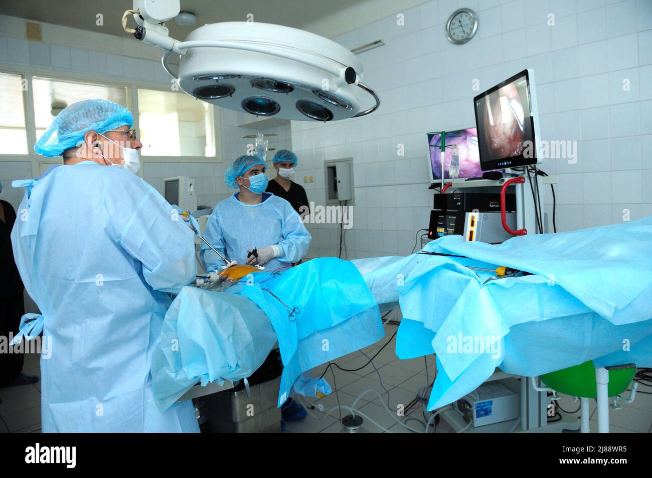 Laparoscopic procedure hi-res stock photography and images - Alamy