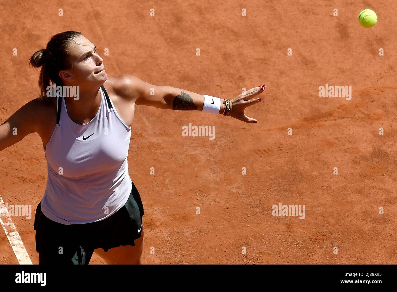 Rome, Italy. 14th May, 2022. Aryna Sabalenka of Belarus returns to Iga ...