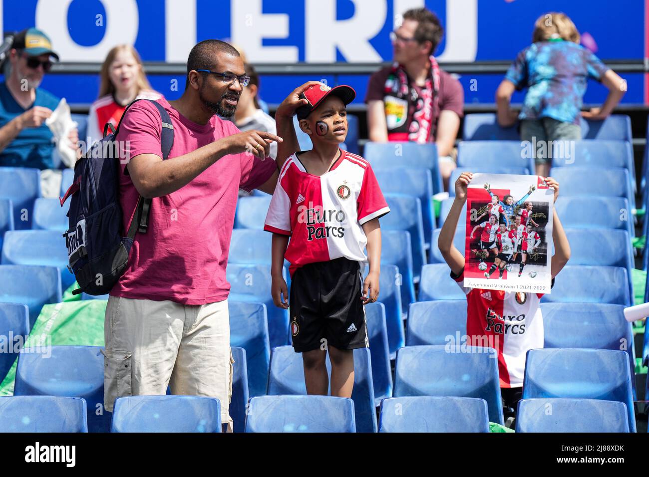 Rotterdam - Fans of Feyenoord during the match between Feyenoord V1 v ...