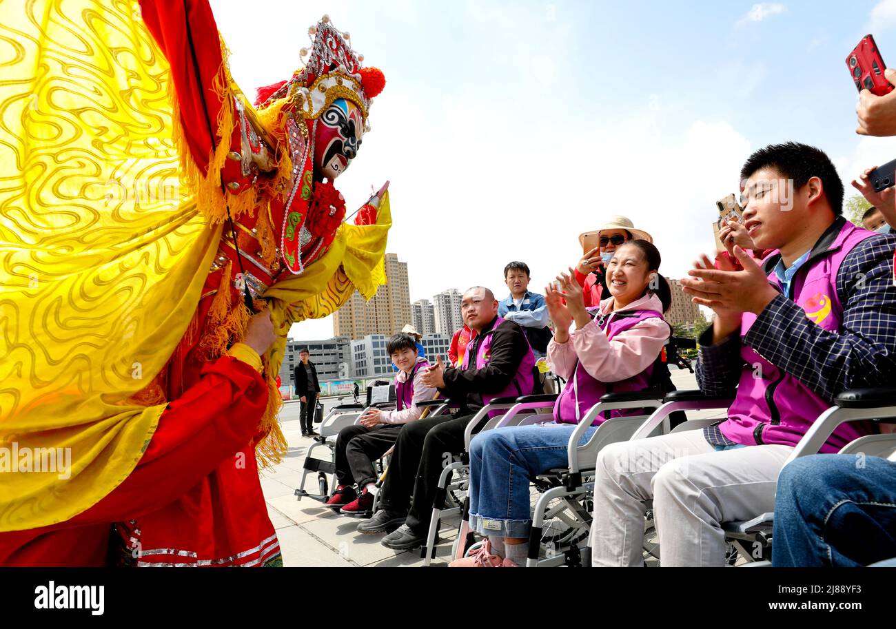 National puppet day hi-res stock photography and images - Alamy