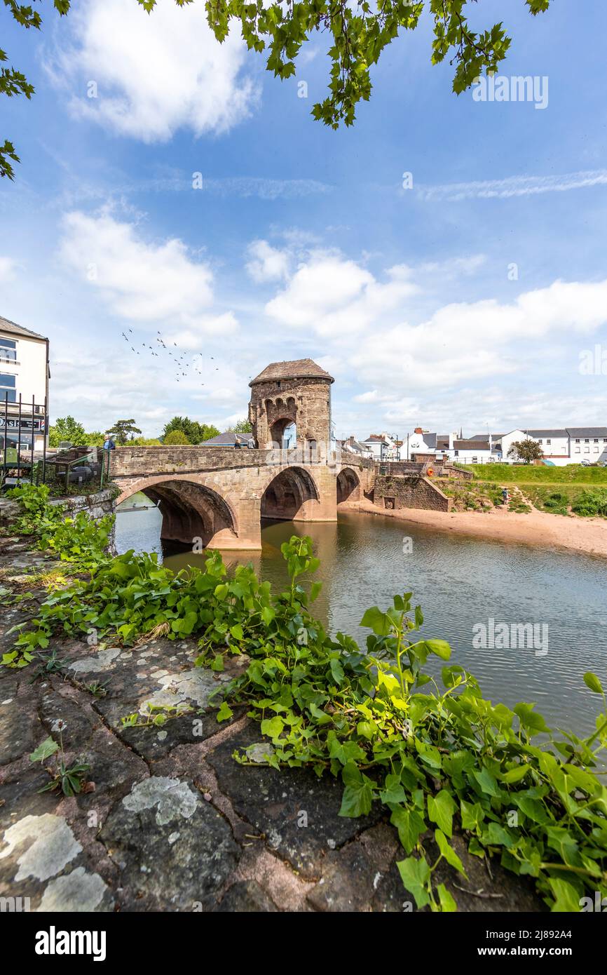 Monnow Bridge, last surviving fortified river bridge in the UK ...
