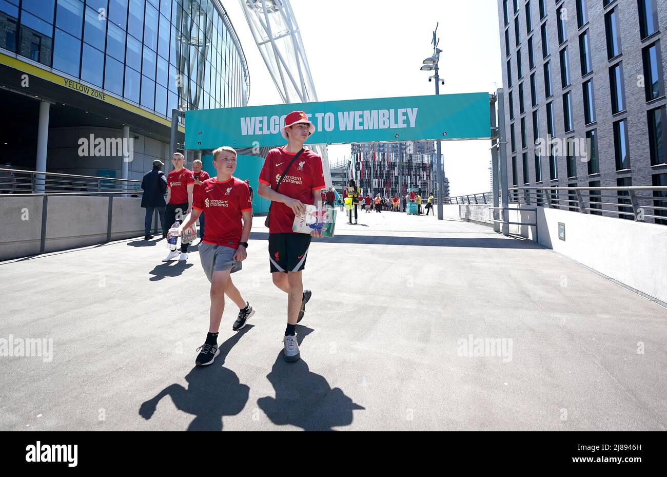 Liverpool fans arrive ahead of the Emirates FA Cup final at Wembley ...