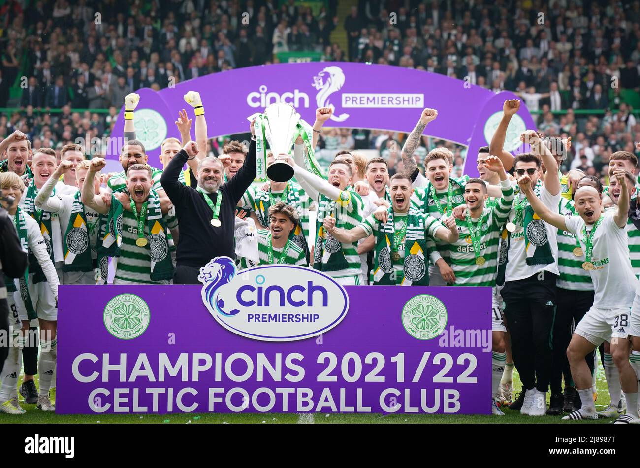 Celtic celebrate with the league trophy after the cinch Premiership ...
