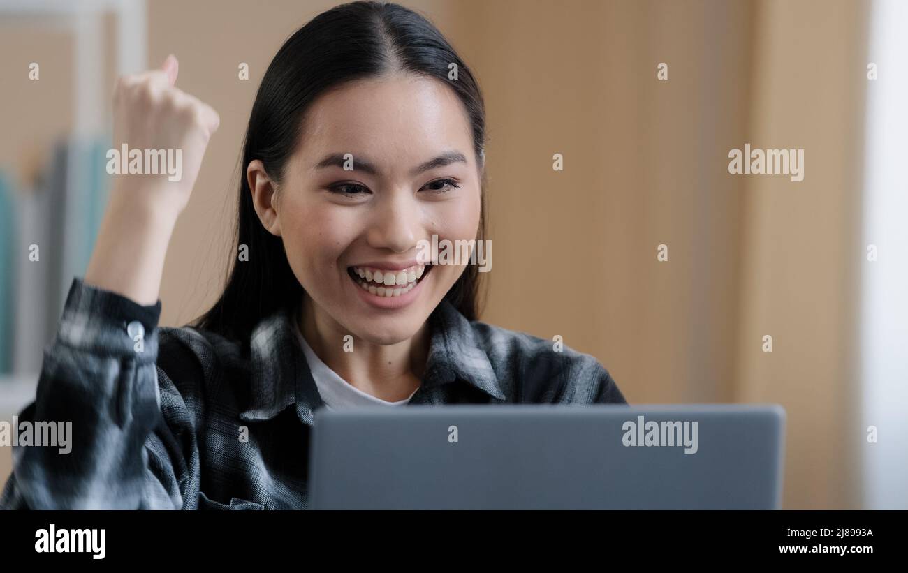 Victory woman hi-res stock photography and images - Alamy