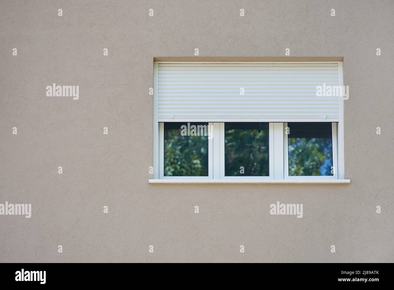 Roller shutter hi-res stock photography and images - Alamy