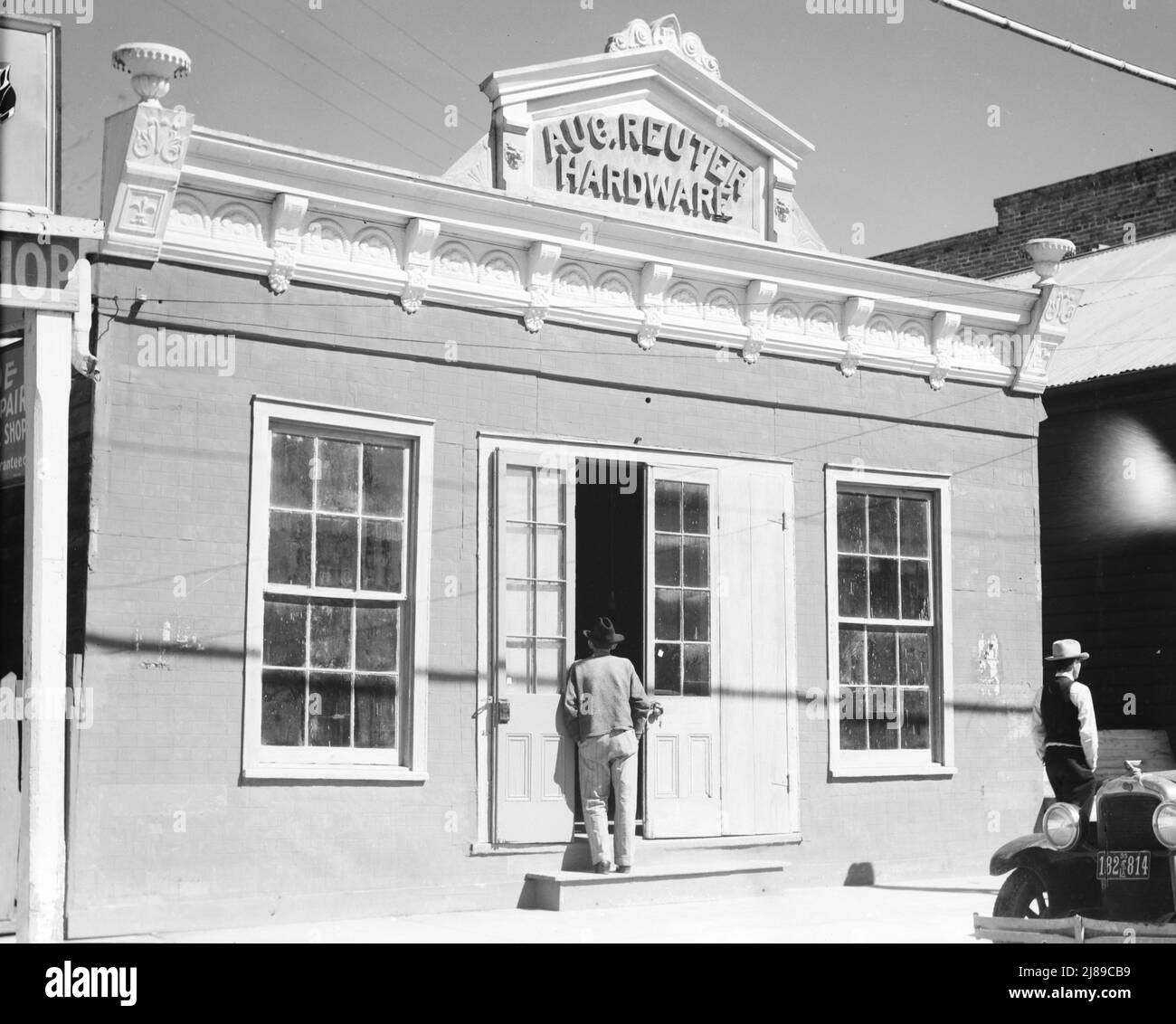 Small town shop front. Louisiana Stock Photo - Alamy