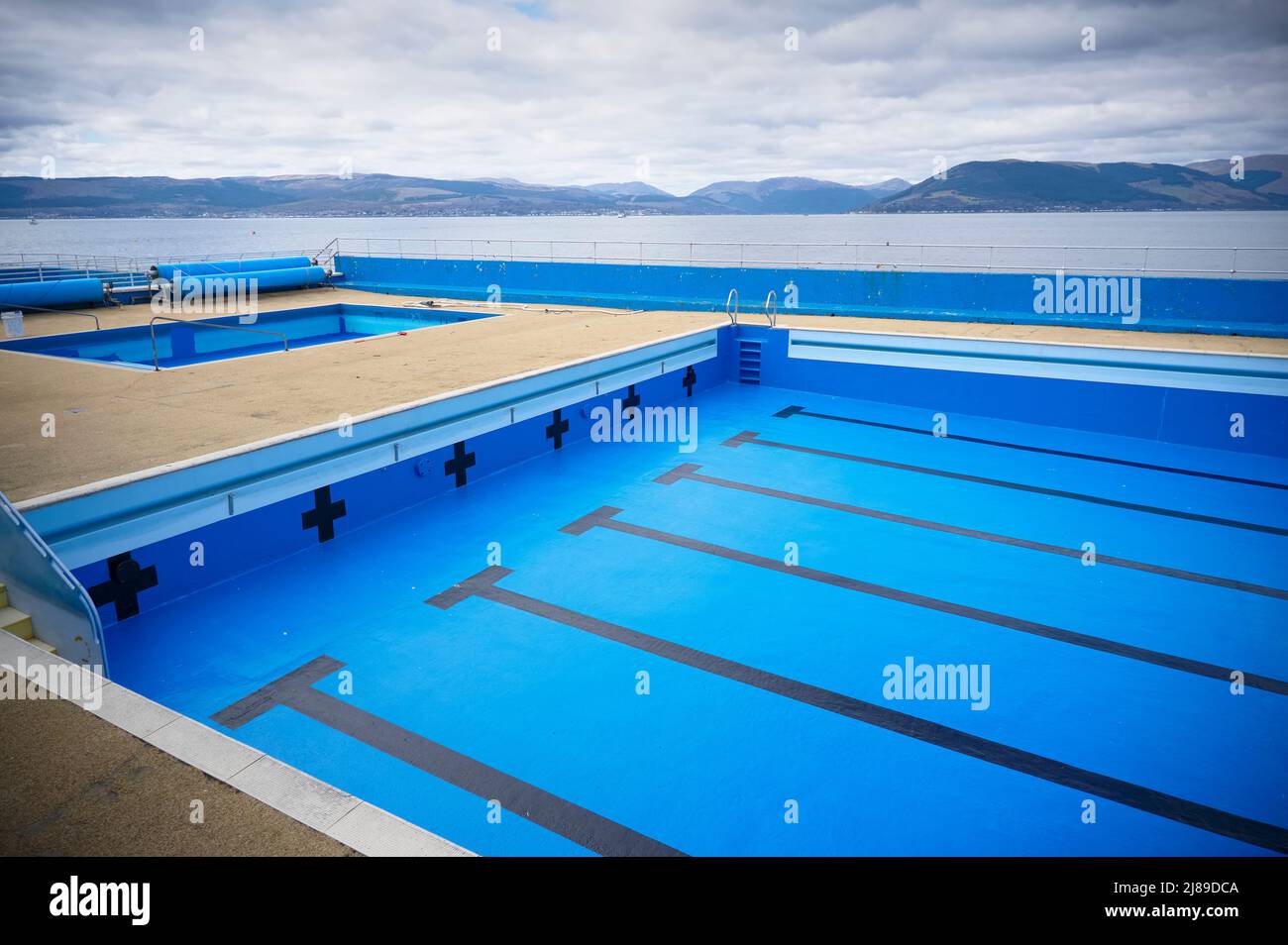 Gourock open air pool hi-res stock photography and images - Alamy
