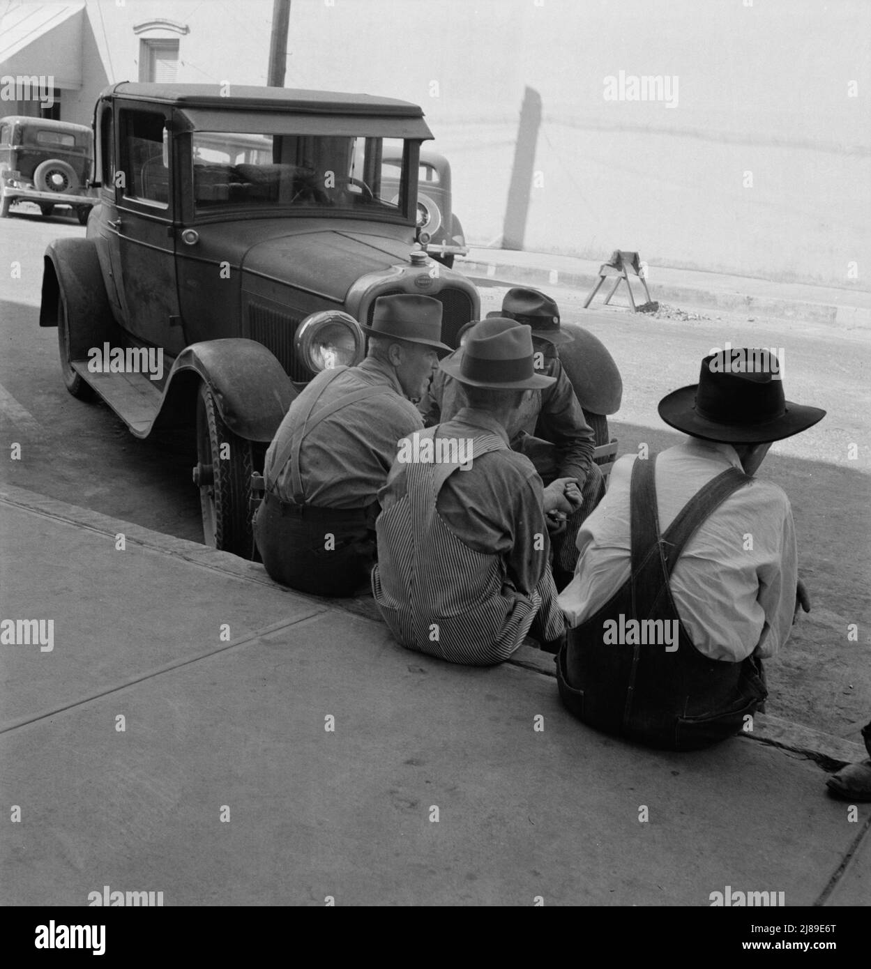 Williamette Valley hop farmers in town hold their political forum on ...