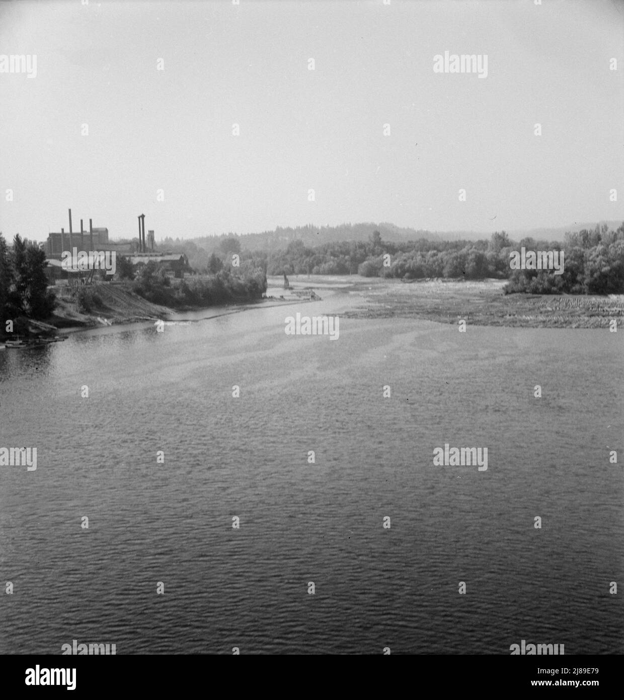 [Untitled, possibly related to: Log rafts on the Williamette River ...