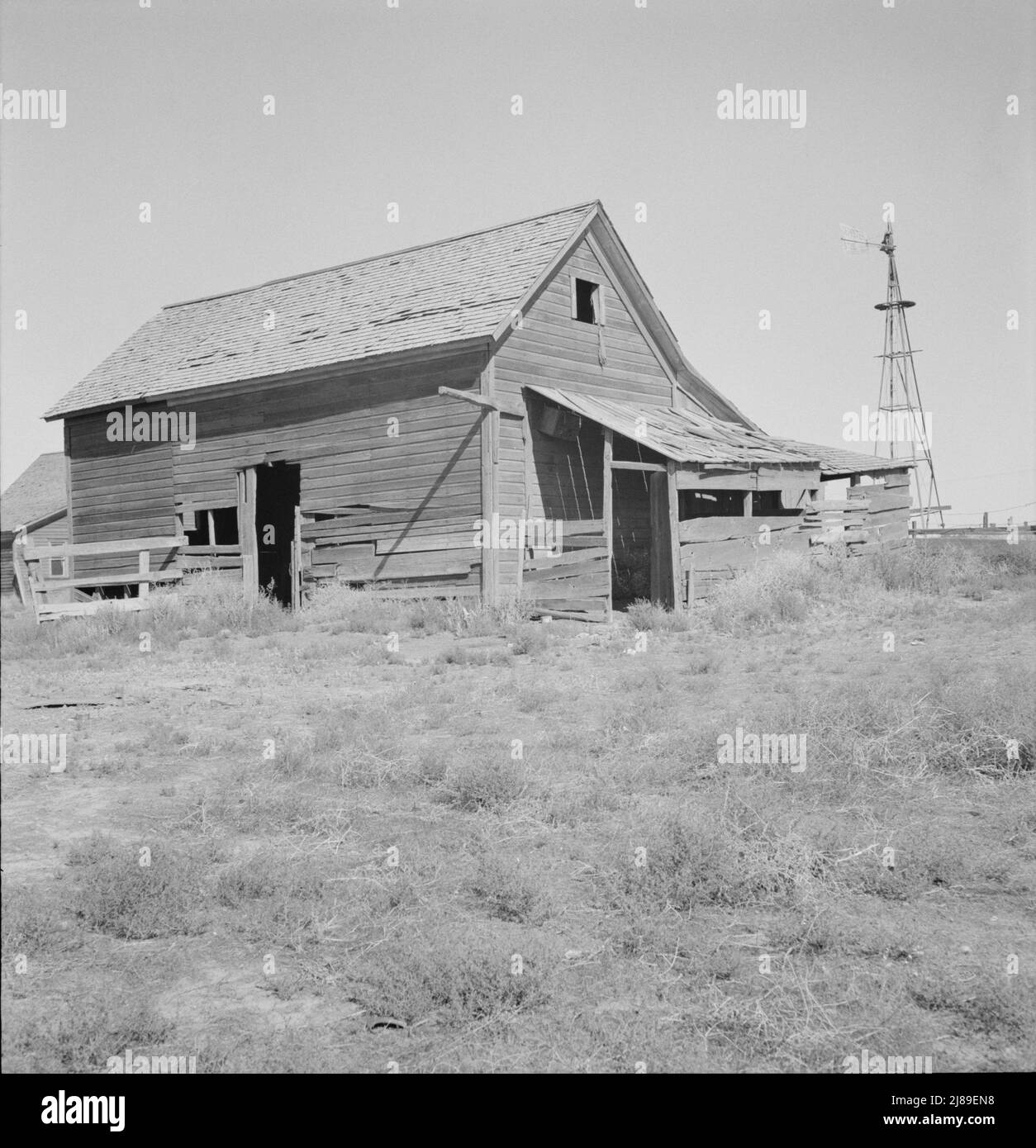 The great depression 1930s farmhouse hi-res stock photography and ...