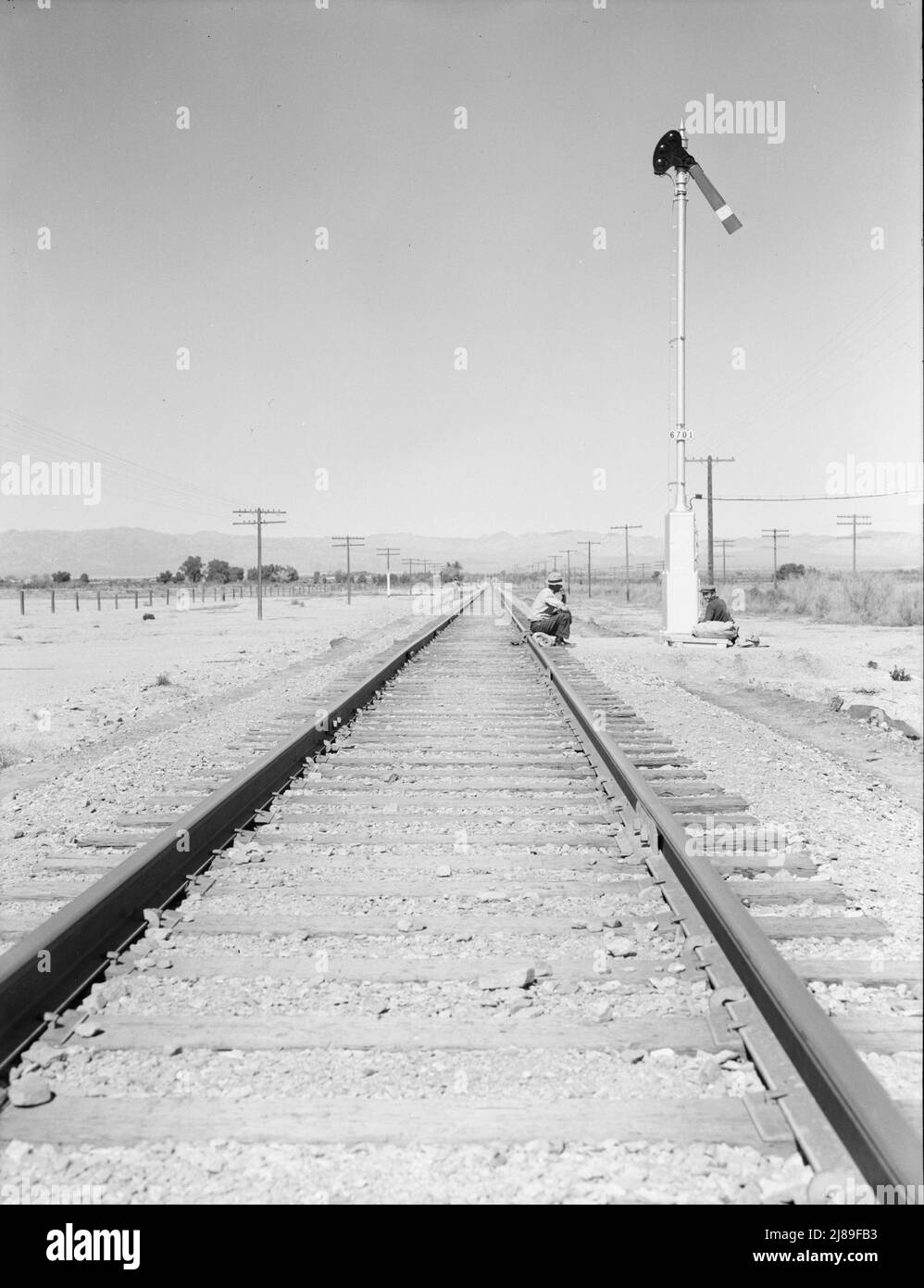 Looking east down the railroad track, near Calipatria, California ...