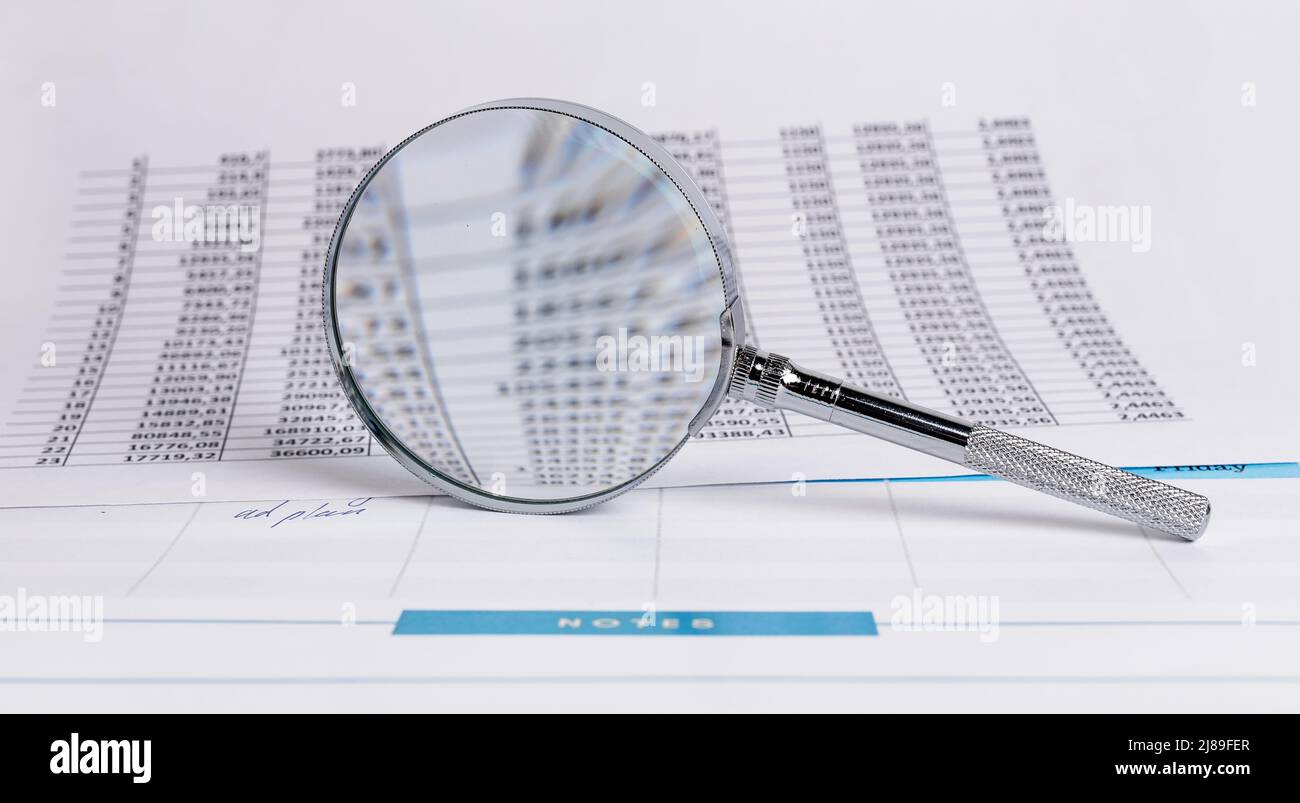 Market research analysis hi-res stock photography and images - Alamy