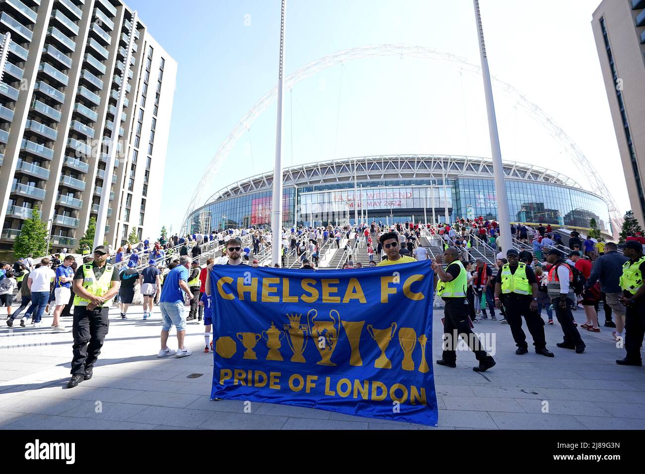 Chelsea fans arrive ahead of the Emirates FA Cup final at Wembley ...