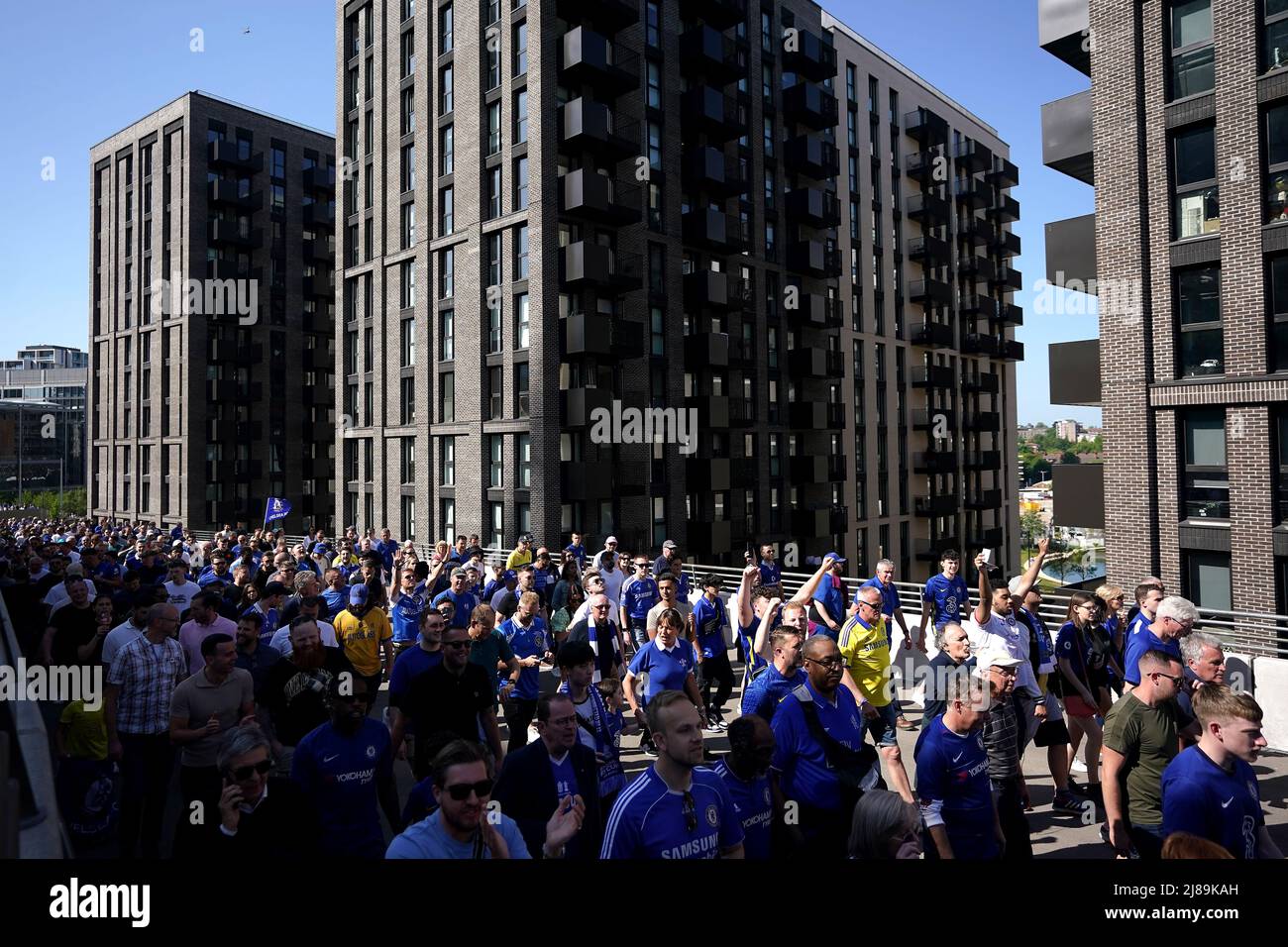 Chelsea fans arrive ahead of the Emirates FA Cup final at Wembley ...