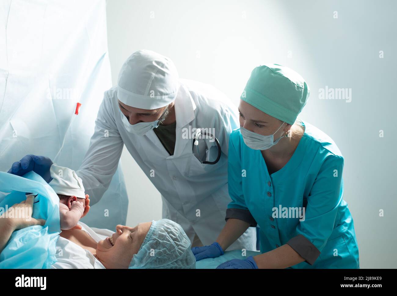 Cesarean skin to skin hi-res stock photography and images - Alamy