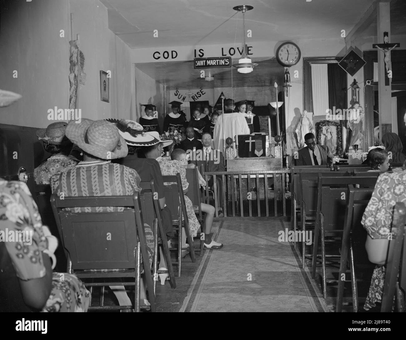 African american church interior Black and White Stock Photos & Images ...