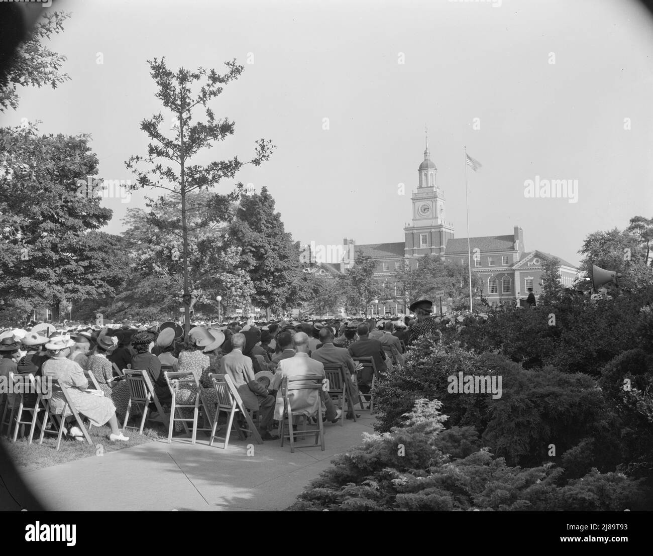Howard university graduation hi-res stock photography and images - Alamy