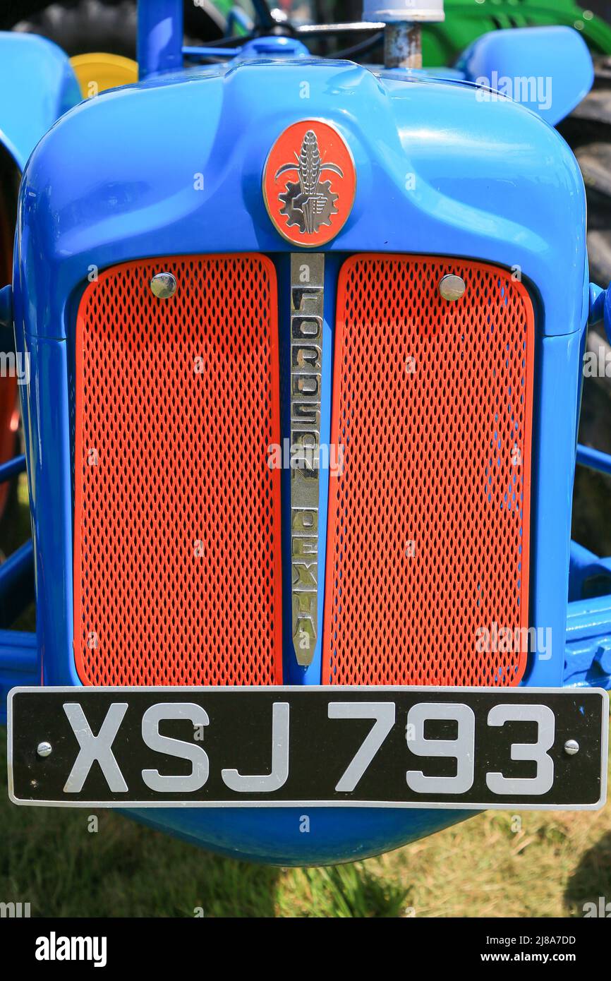 Tug of war scotland vintage hi-res stock photography and images - Alamy