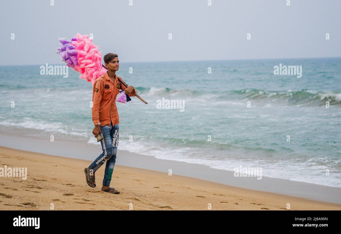 Selling candy hi-res stock photography and images - Alamy