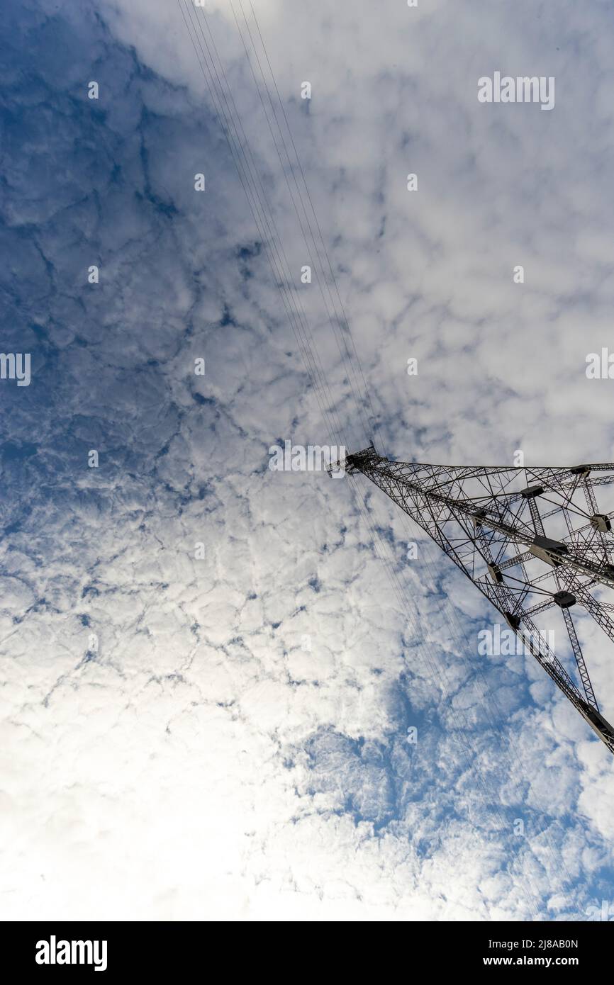 Super pylon carrying electricity over the rivers Severn and Wye at ...