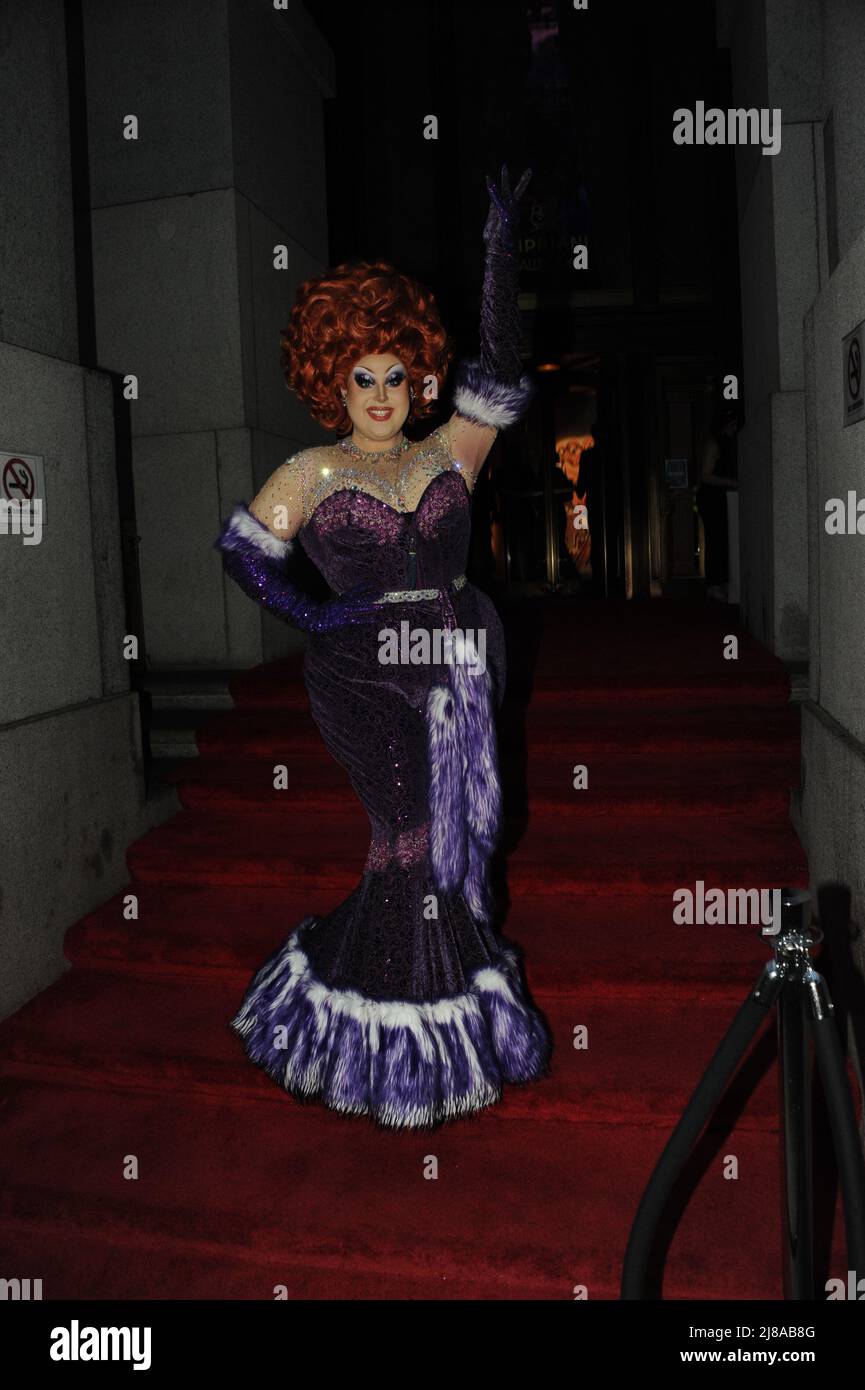 Nyc red carpet photos hi-res stock photography and images - Alamy