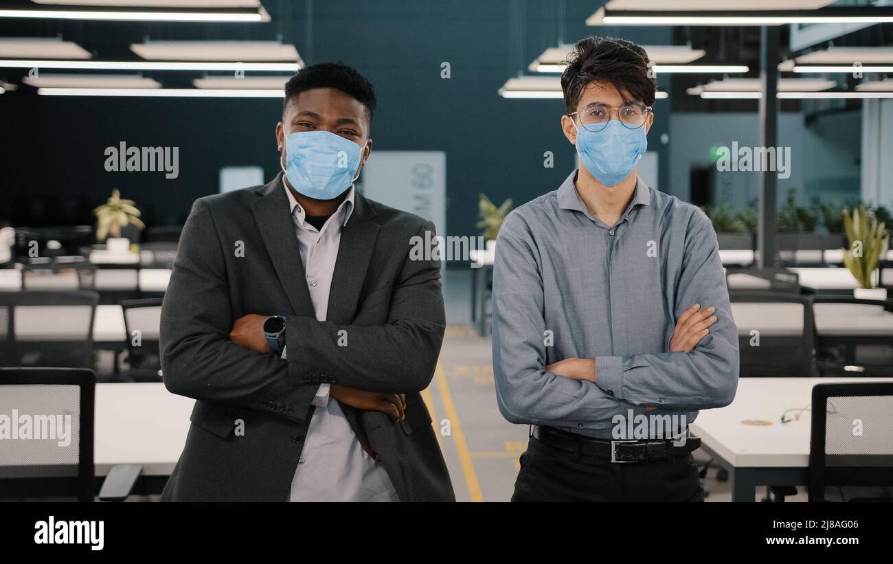 Office working mask meeting muslim hi-res stock photography and images ...