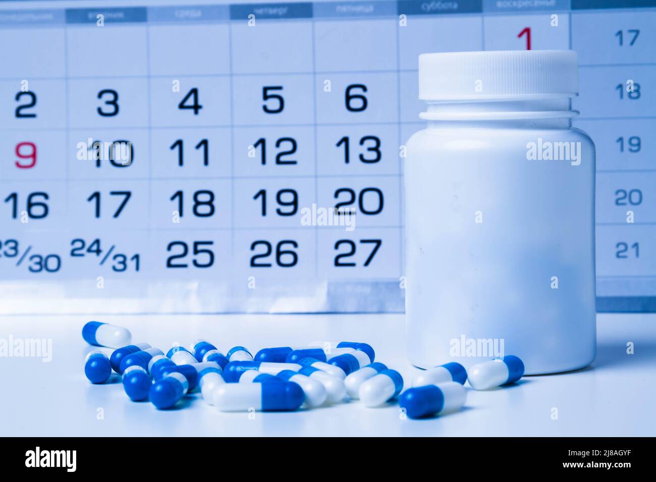 Medication course. Treatment schedule. Tablets and calendar. period of ...