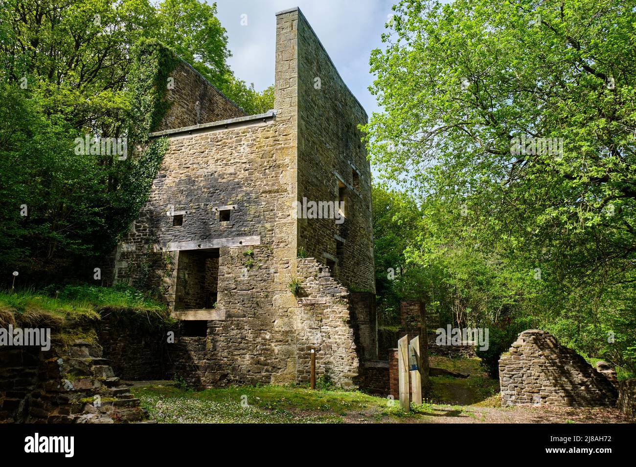 Engine housing hi-res stock photography and images - Alamy