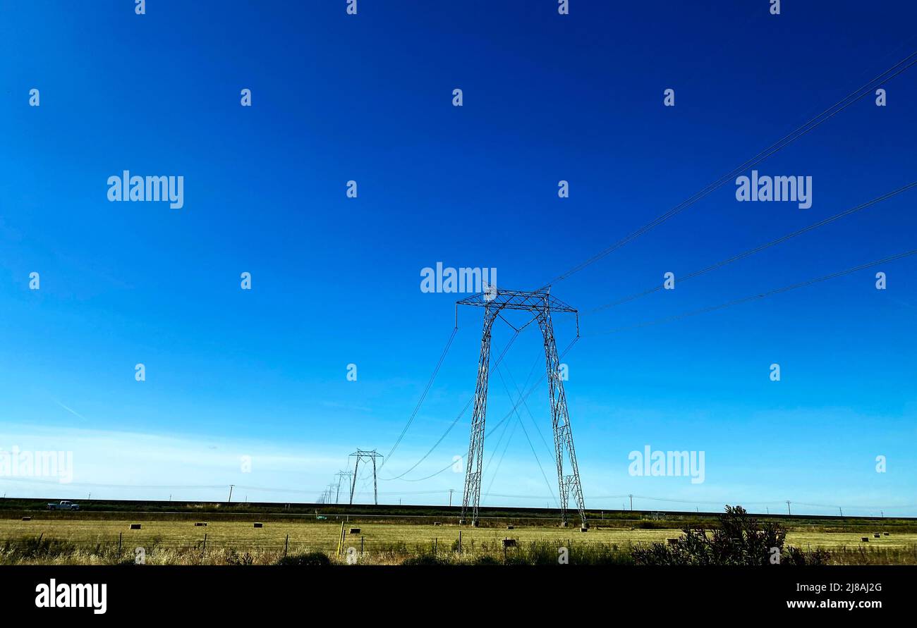 Power transmission lines hi-res stock photography and images - Alamy