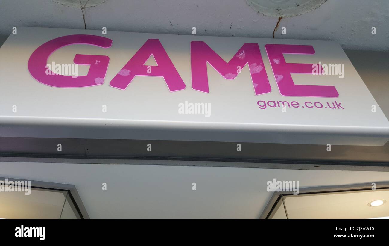 Video game shop sign hi-res stock photography and images - Alamy