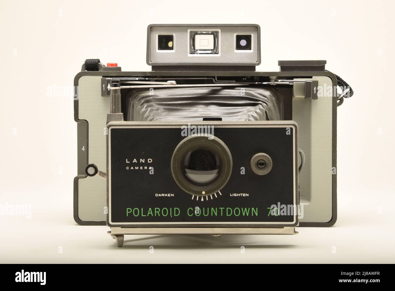Polaroid land camera hi-res stock photography and images - Alamy