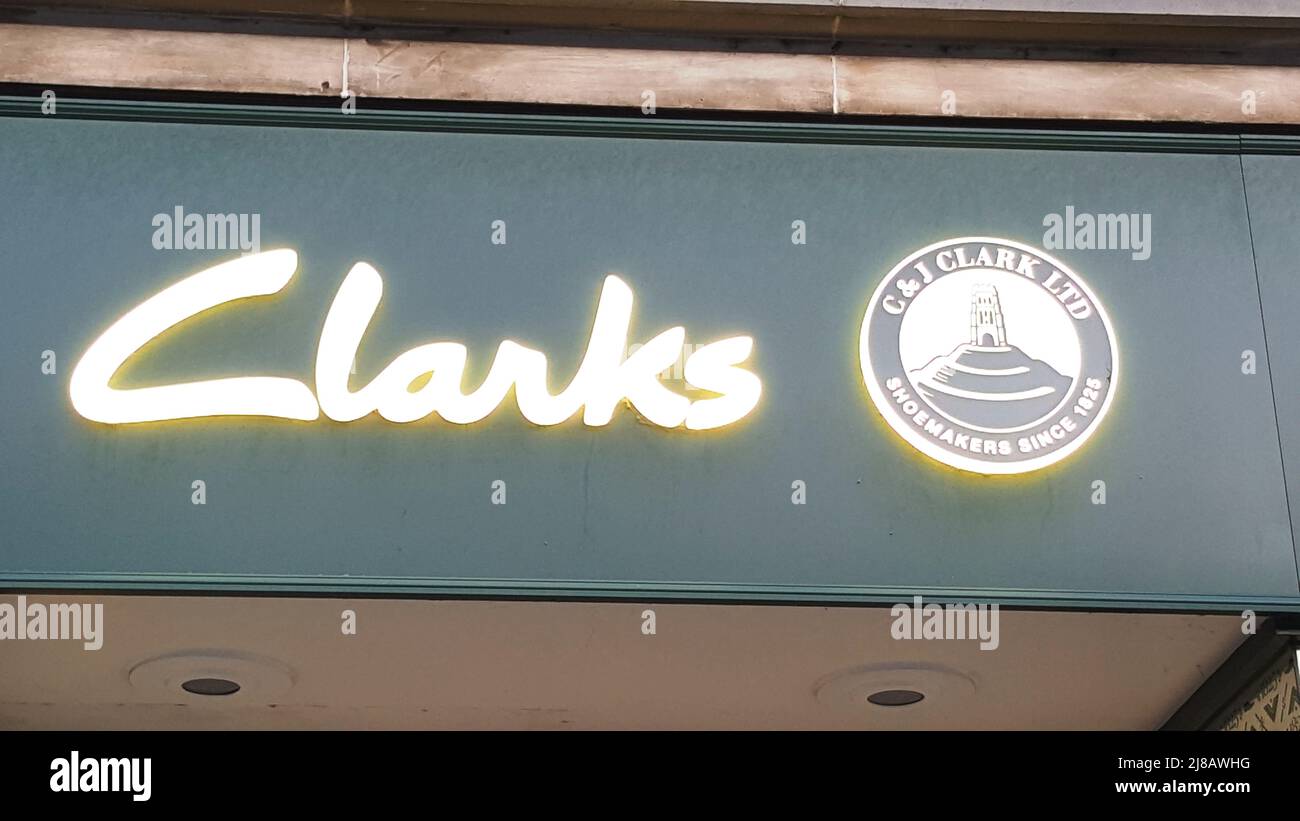 Clarks shoe shop logo hi-res stock photography and images - Alamy