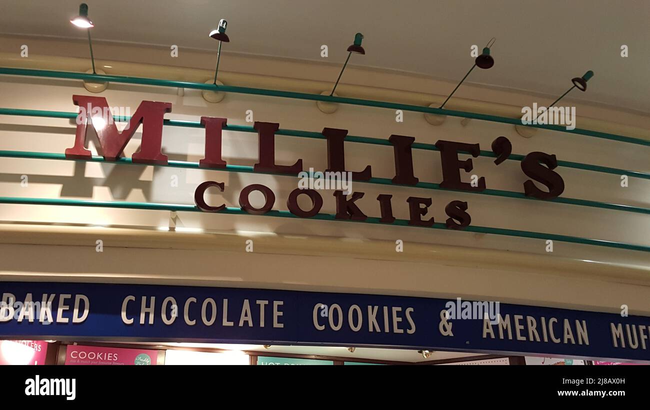 Mall cookies hi-res stock photography and images - Alamy