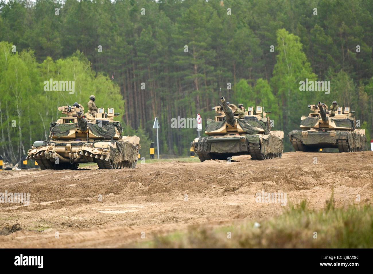 U.S. Army M1A2 Abrams tanks assigned to the 1st Battalion, 68th Armored ...
