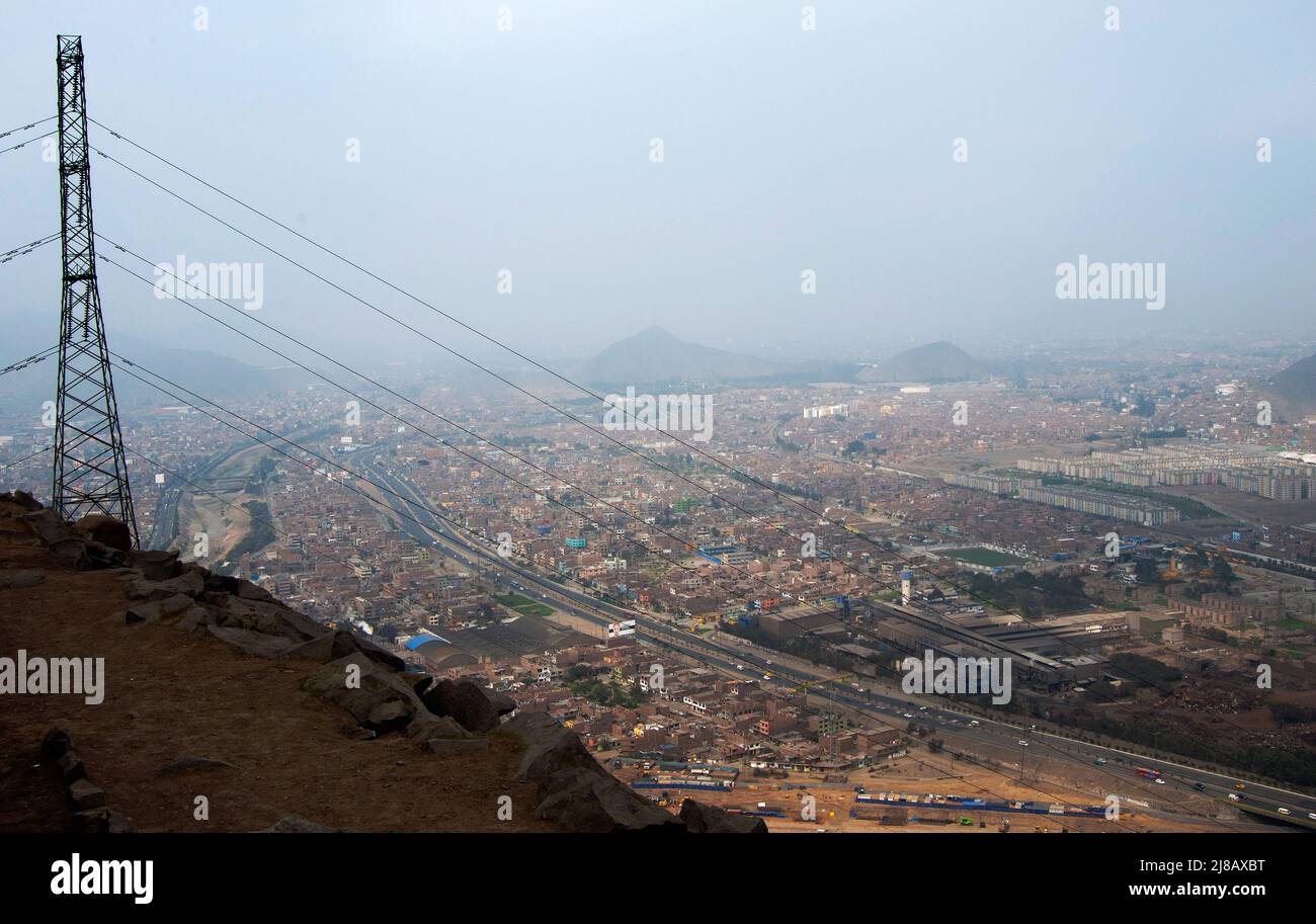 Transmisson tower hi-res stock photography and images - Alamy