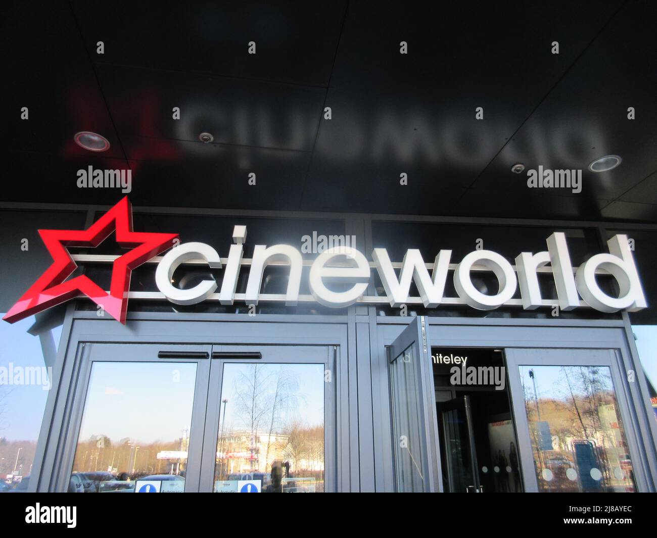 Cineworld popcorn hi-res stock photography and images - Alamy