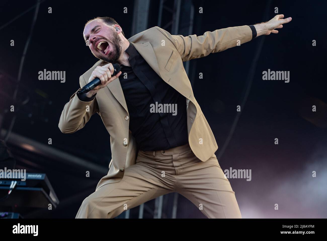 2022-05-14 18:57:25 SCHEVENINGEN - Rock band De Staat with lead singer ...