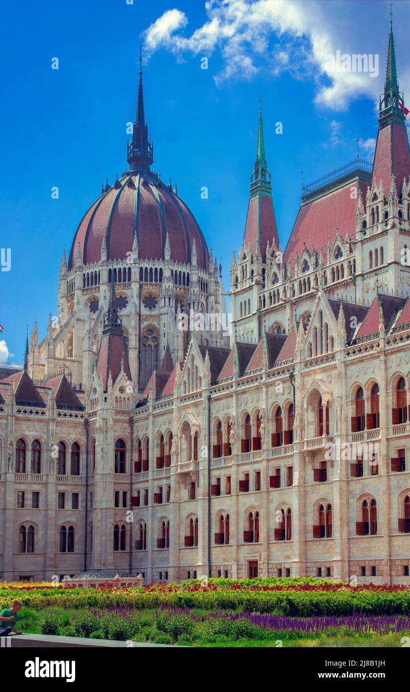 The facade of the parliament building in budapest hi-res stock ...