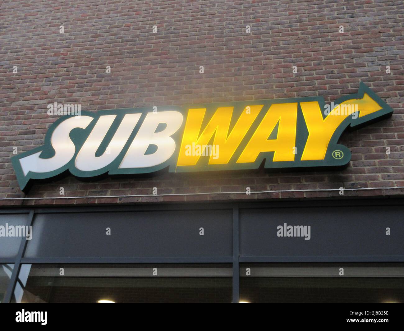 Subway Restaurant Sign Stock Photo - Alamy