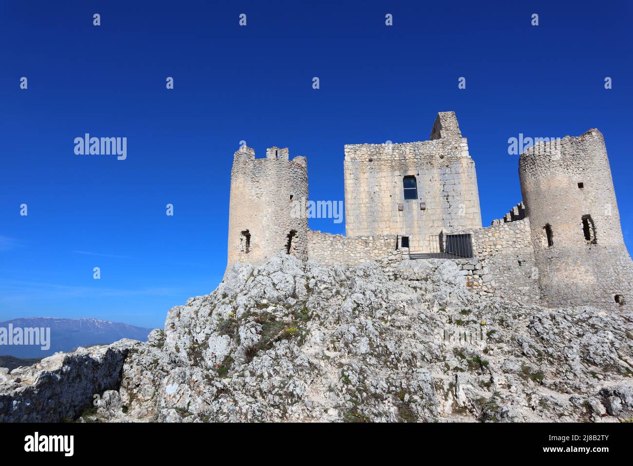 Rocca Calascio, mountaintop medieval fortress. The Castle of Rocca ...