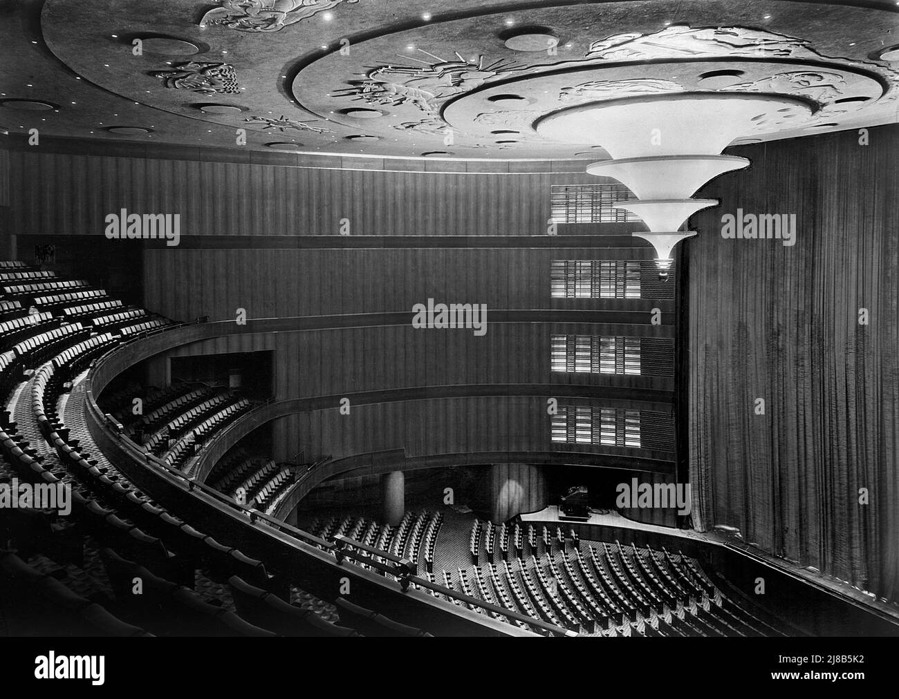 Roxy Theatre, interior view with curtain down, West 49th Street, New ...