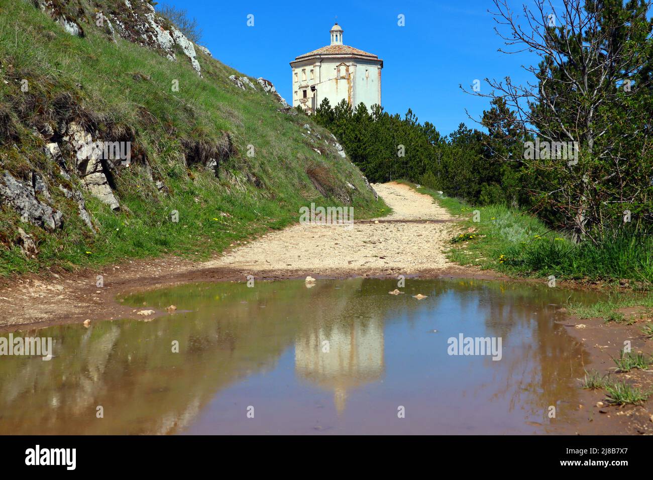 Santa Maria della Pietà Church near the fortress of Rocca Calascio ...
