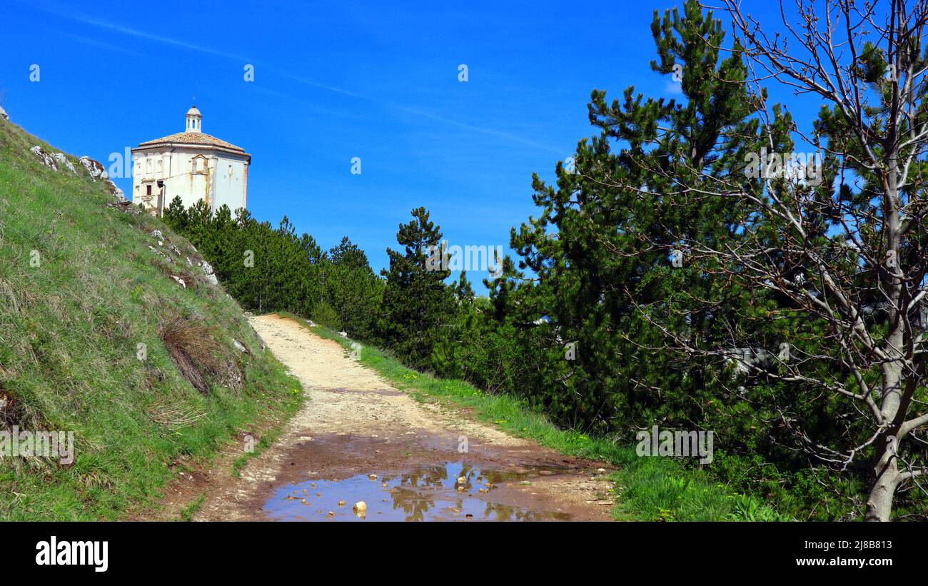 Santa Maria della Pietà Church near the fortress of Rocca Calascio ...