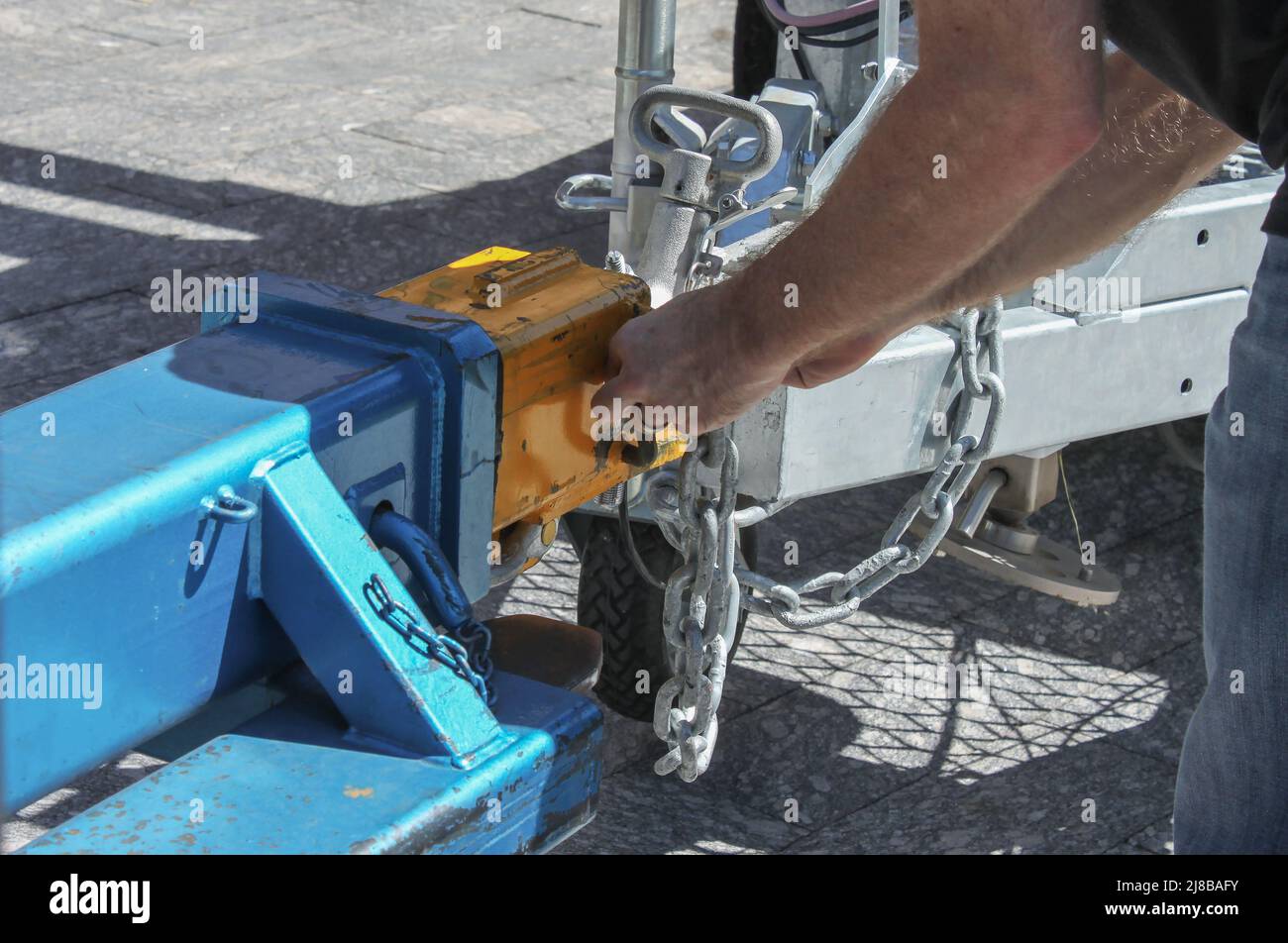 Trailer coupling hi-res stock photography and images - Alamy
