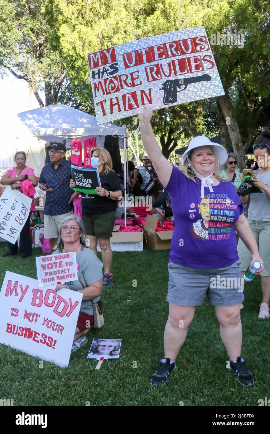 Thousands gathered to rally for reproductive rights at the Arizona ...