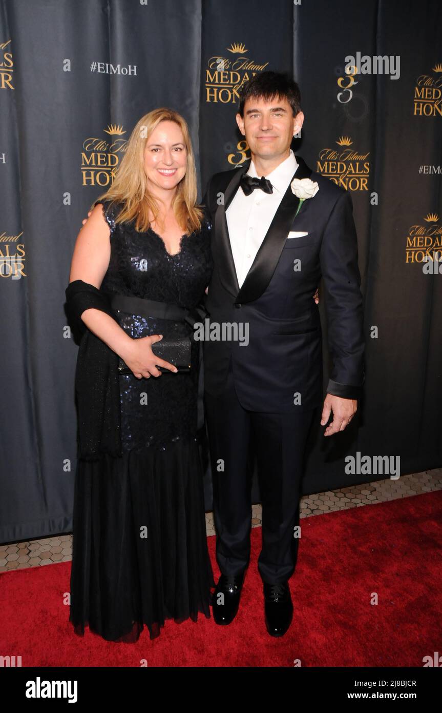 Shannon O'Connor and Lawrence O'Connor attend the 35th Anniversary ...