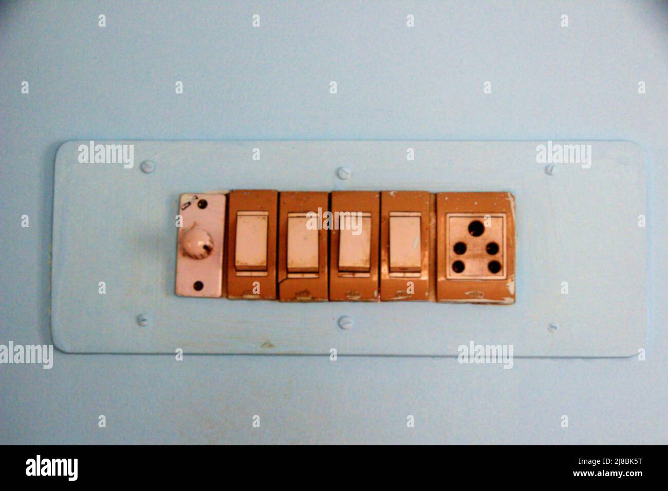 Electrical switches hi-res stock photography and images - Alamy