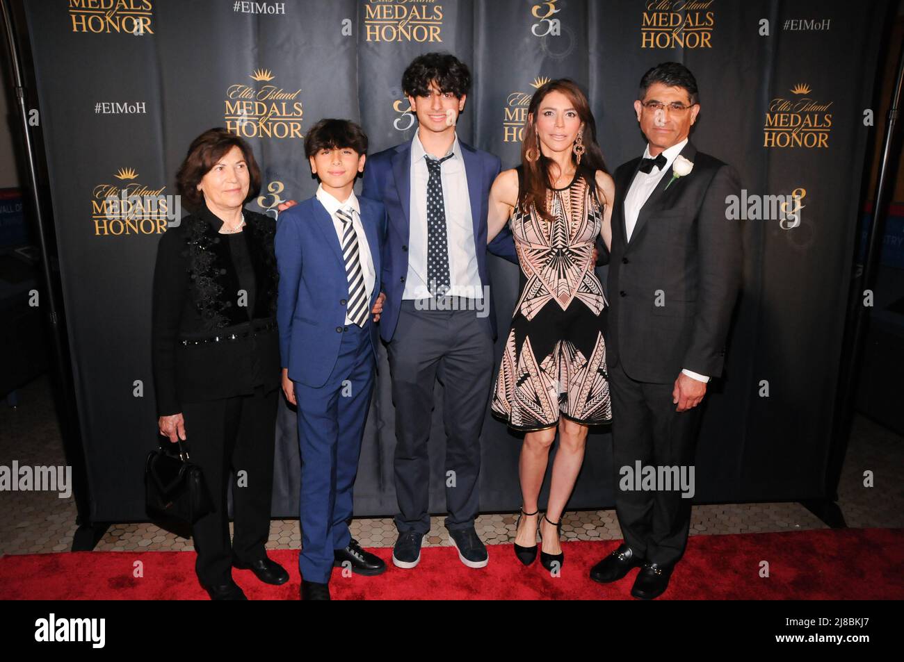 Reza rofougaran hi-res stock photography and images - Alamy