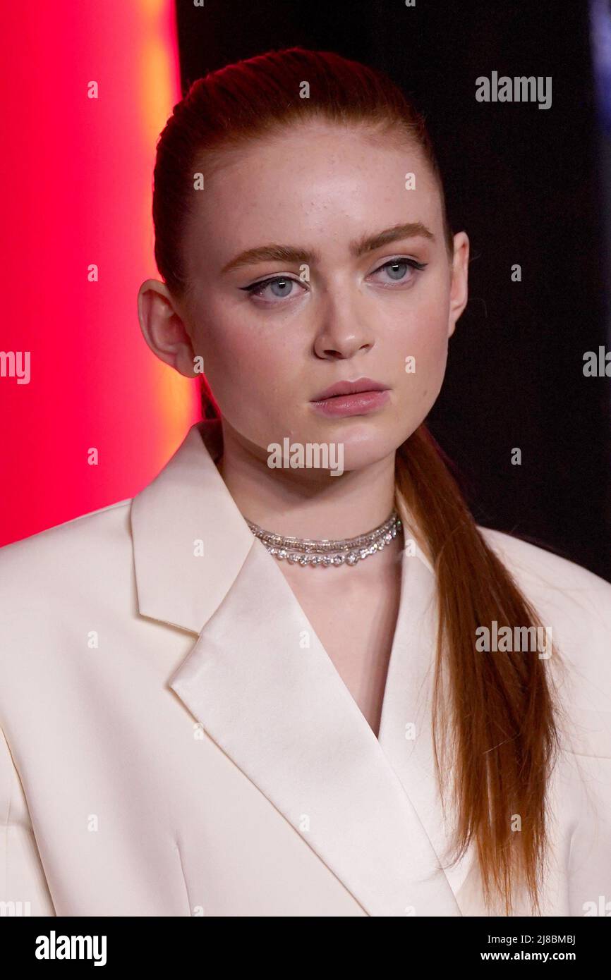 Stranger things sadie sink 2022 hi-res stock photography and images - Alamy